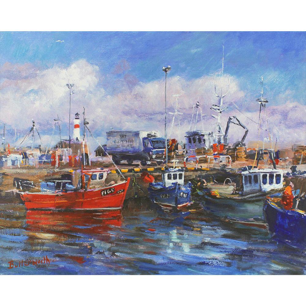 Scottish art gallery in Aberdeenshire showing oil paintings and prints